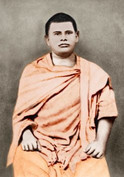 Swami Trigunatitananda Formal Portrait – Devotional Photo | Advaita Ashrama
